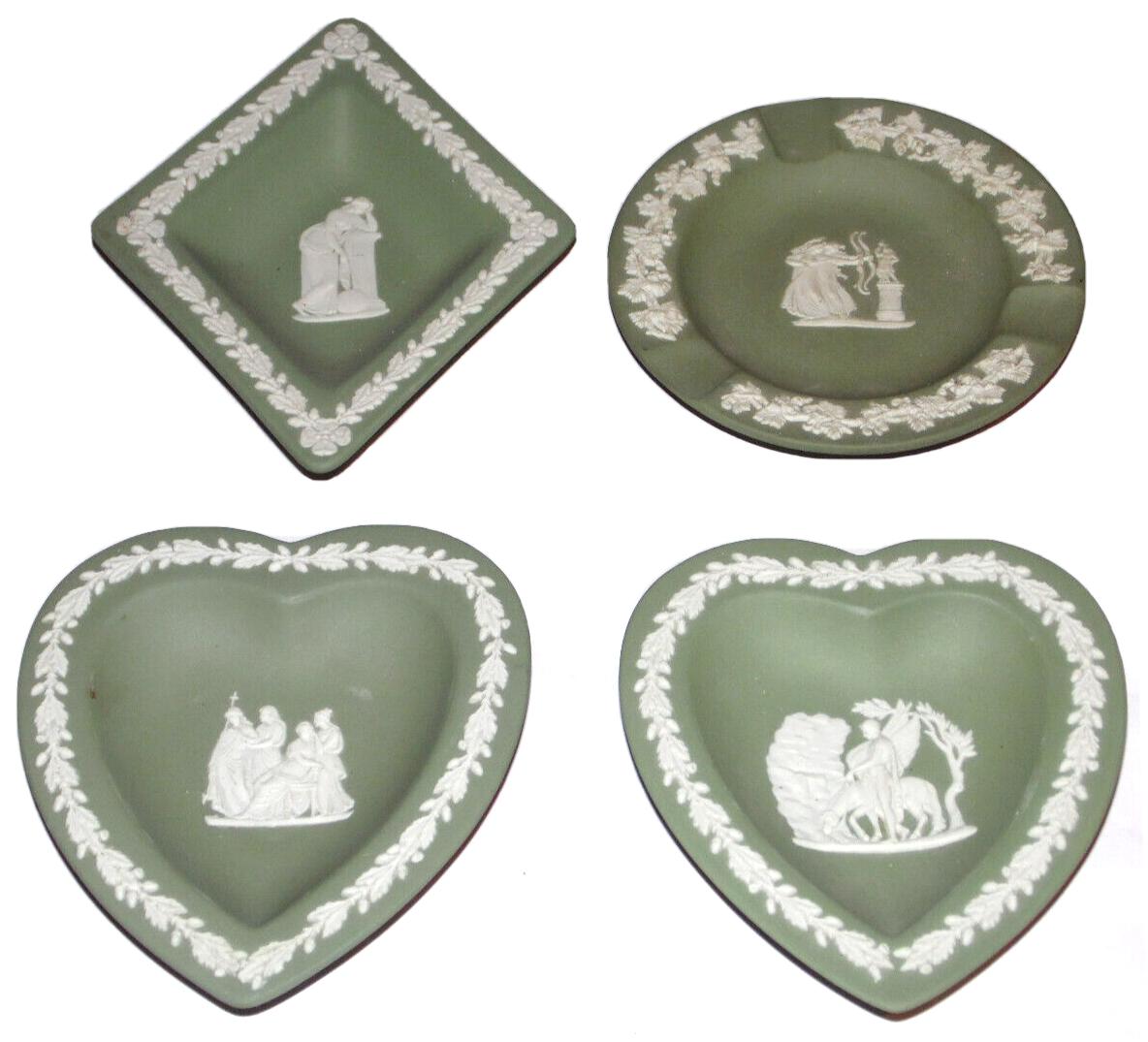 4 PIECE WEDGWOOD JASPERWARE SAGE GREEN in PL26 Treverbyn für £ 45,00 ...