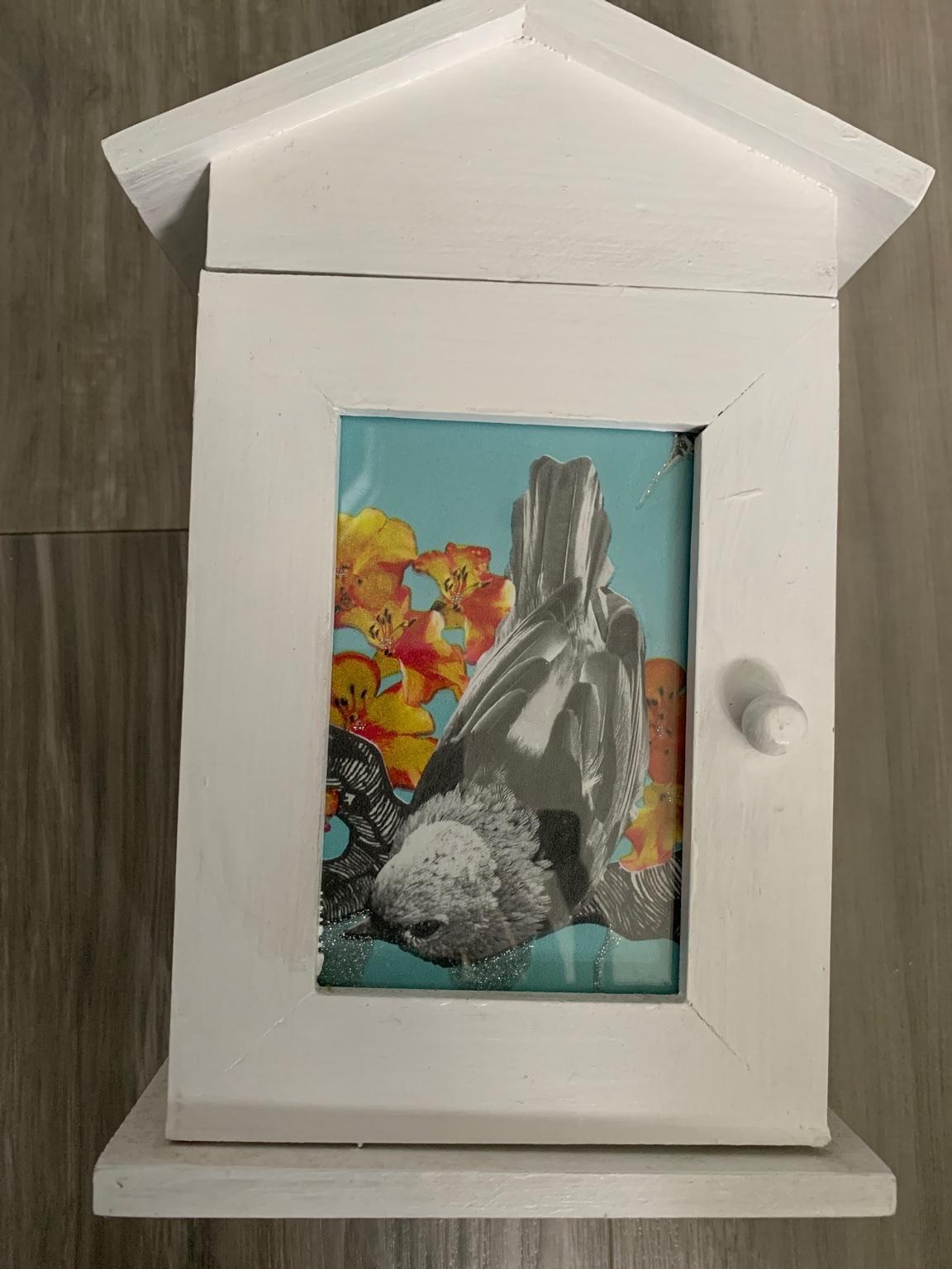 Wooden Beach Hut Storage Box in B44 Walsall for £3.50 for sale | Shpock