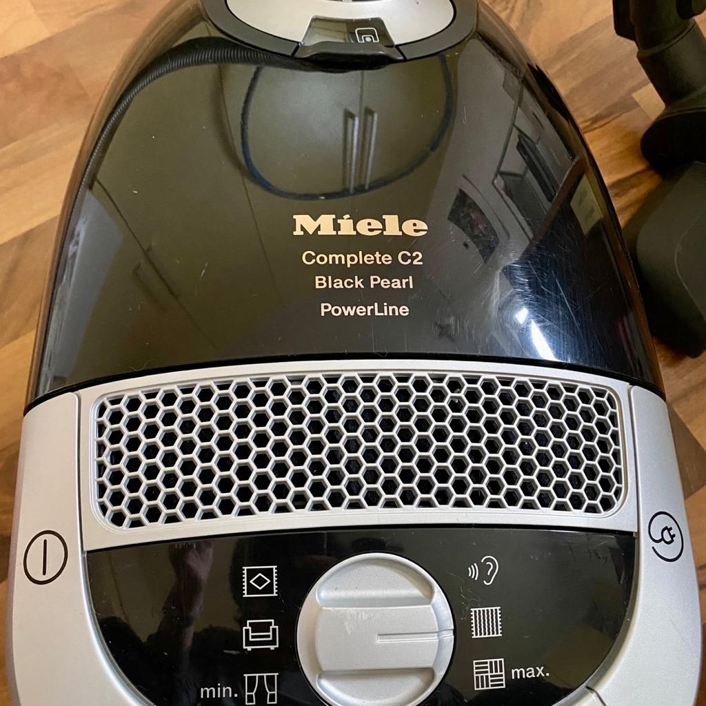 Miele Complete C2, Black Pearl, Power Line in 6020 Innsbruck for €50.00 ...