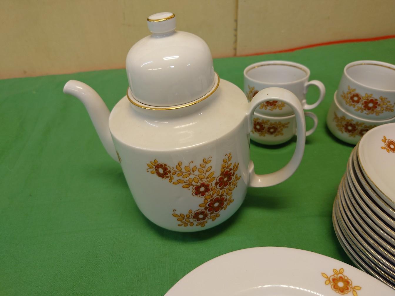 Kaffeeservice Henneberg Porzellan 1777 DDR in 01445 Radebeul für 55,00 € zum Verkauf | Shpock DE