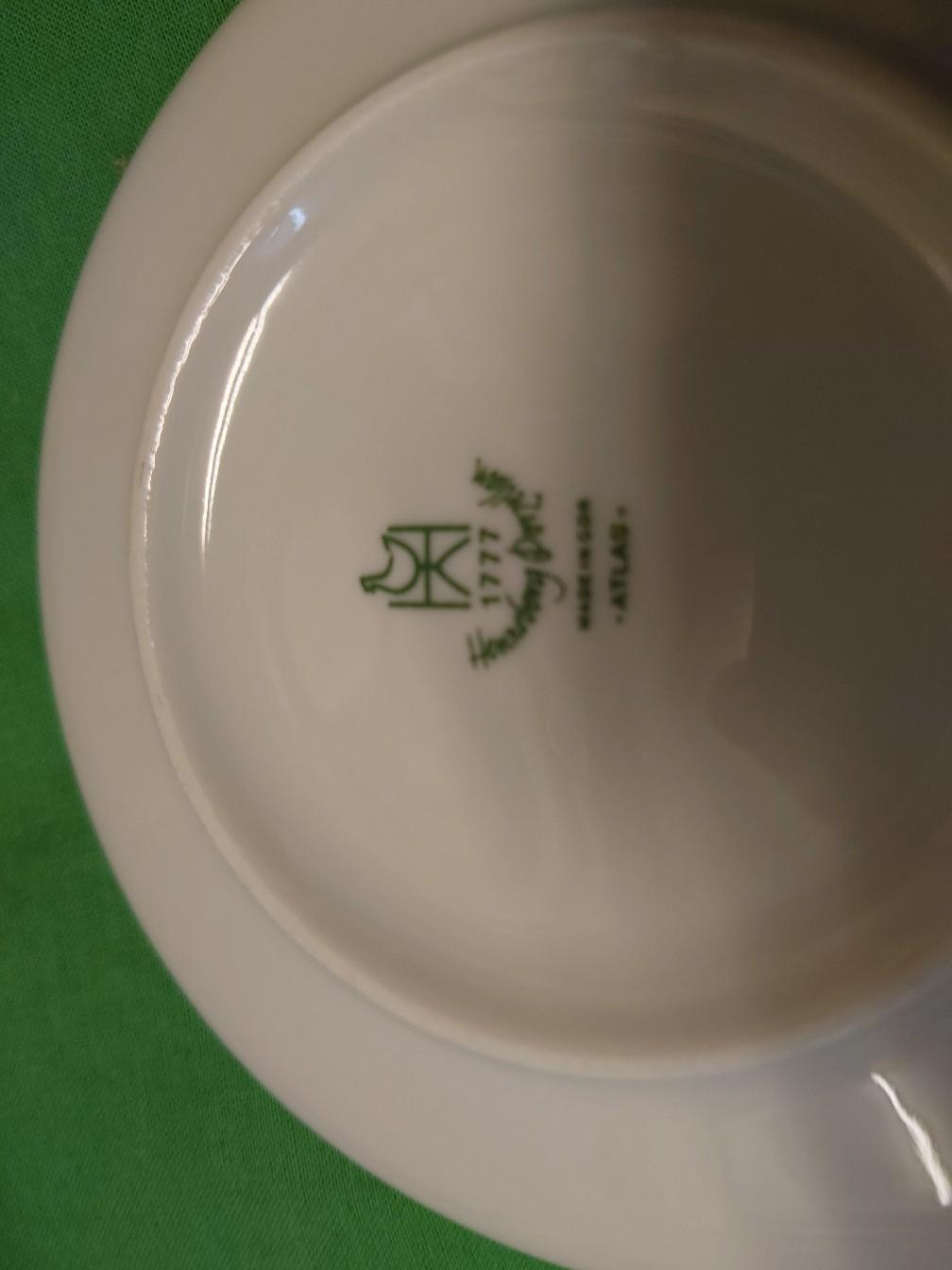 Kaffeeservice Henneberg Porzellan 1777 DDR in 01445 Radebeul für 55,00 € zum Verkauf | Shpock DE