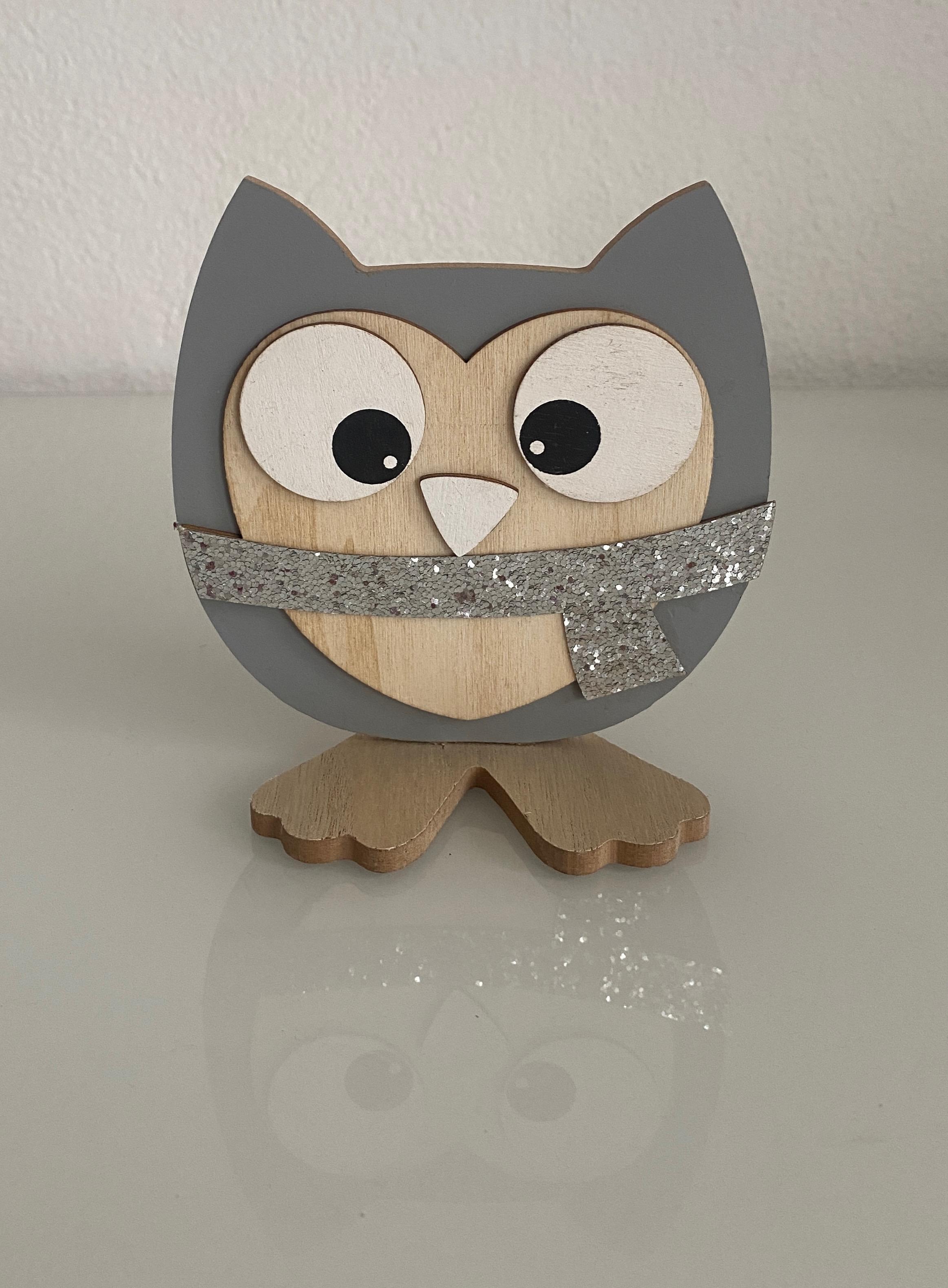 Deko-Eule / Holz-Eule / Deko-Figur "Eule" in 6020 Innsbruck for €5.00 for sale | Shpock