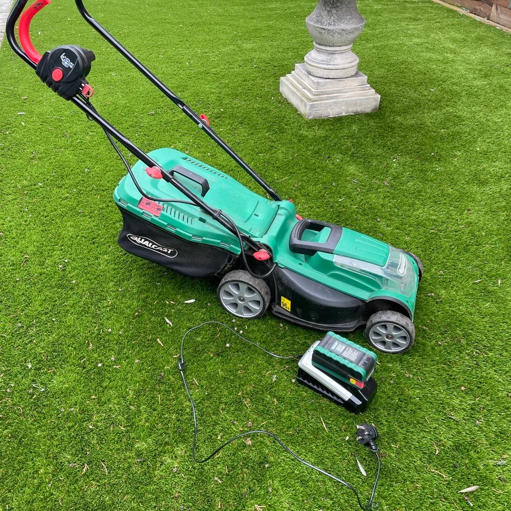 Qualcast battery lawn mower in Doncaster für 30,00 £ zum Verkauf ...