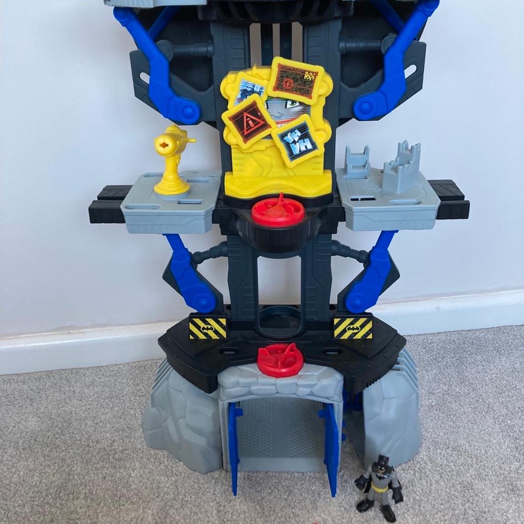 Imaginext Batman Tower with figures in WS10 Sandwell für 20,00 £ zum ...