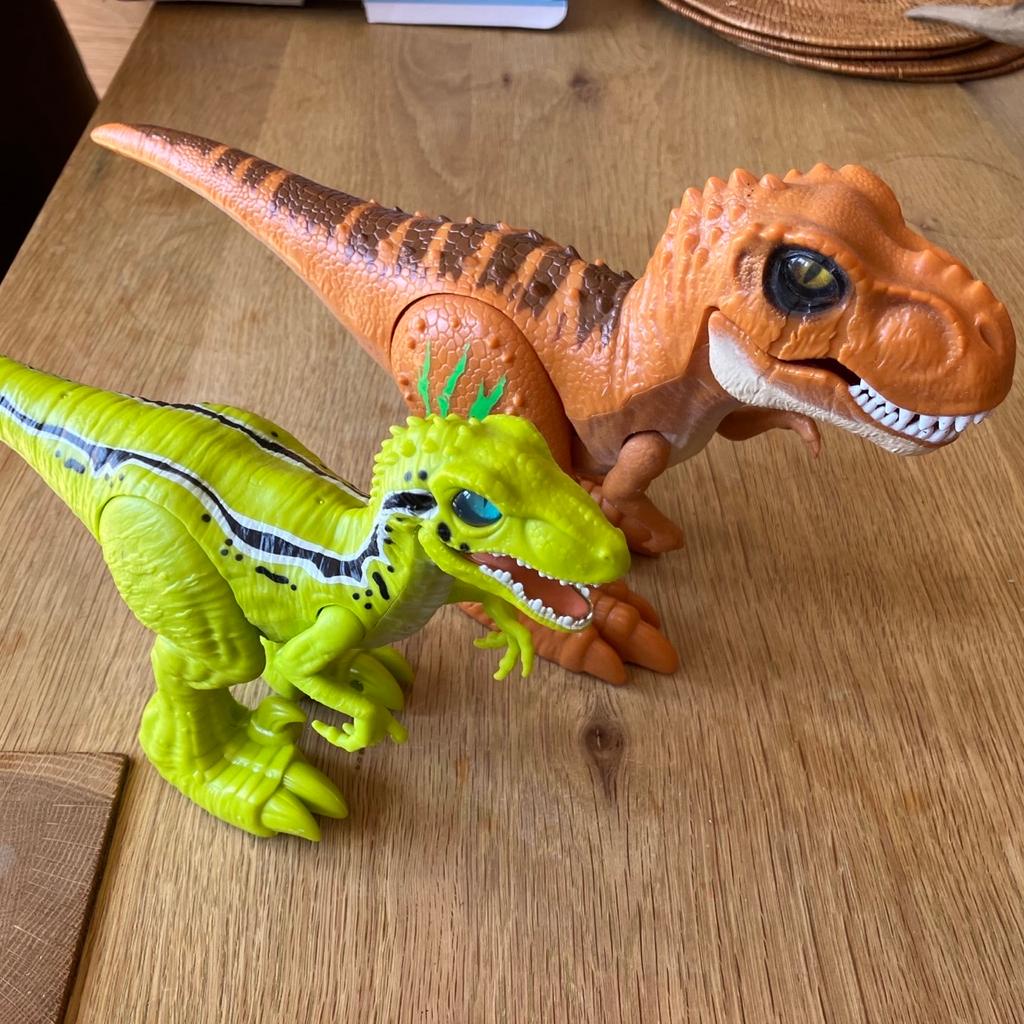 Robo Alive t-Rex and raptor in RM7 London für 12,00 £ zum Verkauf ...