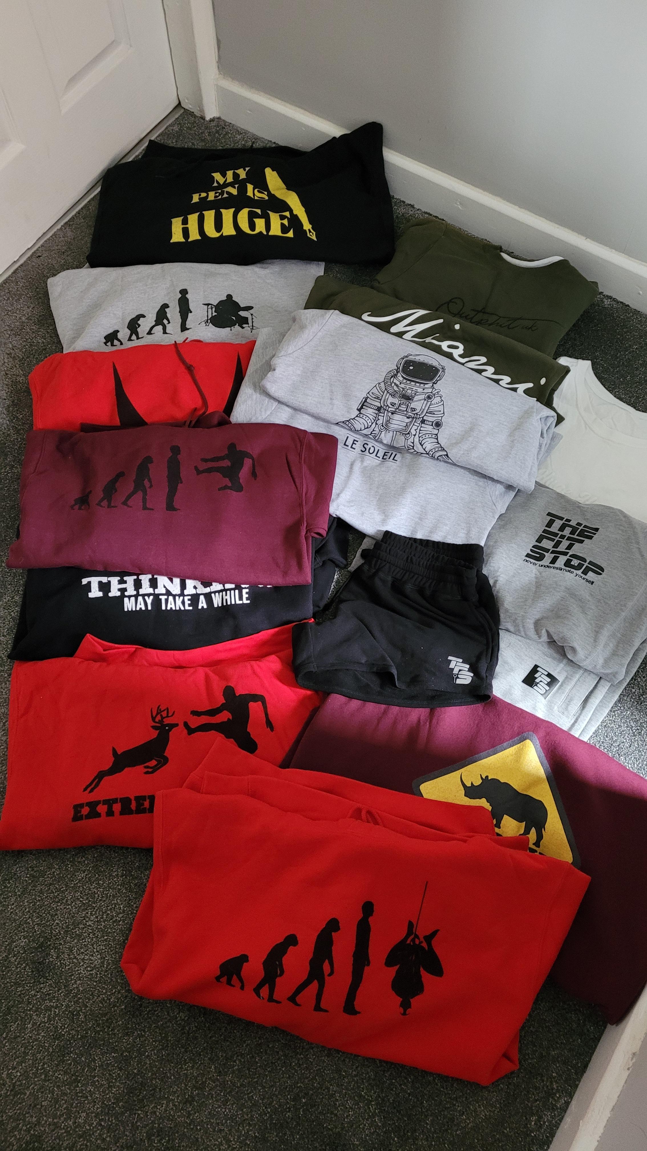 Small Lot Mixed Clothes & Sizes in WV14 Wolverhampton für £ 25,00 zum ...