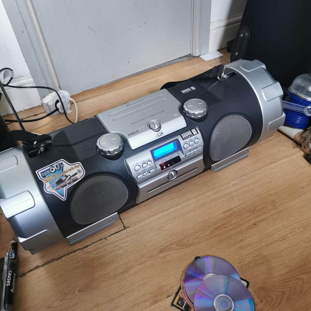 JVC Boombox in WC1H London für 100,00 £ zum Verkauf | Shpock DE