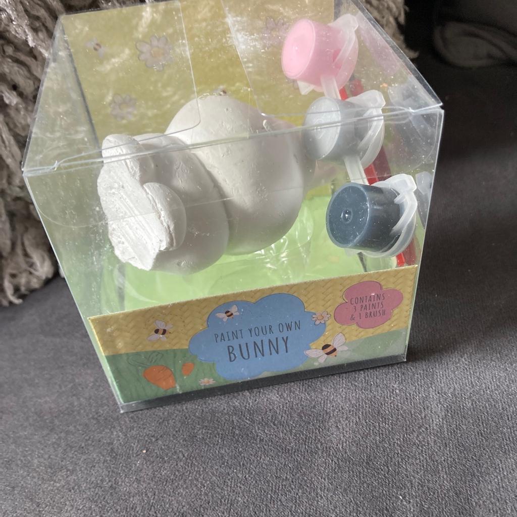 Paint your own bunny in B36 Metropolitan Borough of Solihull für 1,00 ...