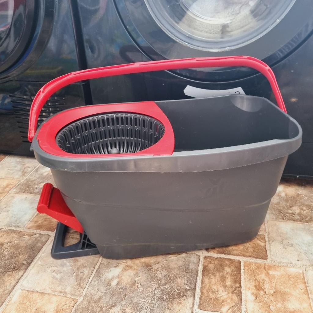 Vileda Spin Mop Bucket in WV11 Wolverhampton für £ 1,50 zum Verkauf ...