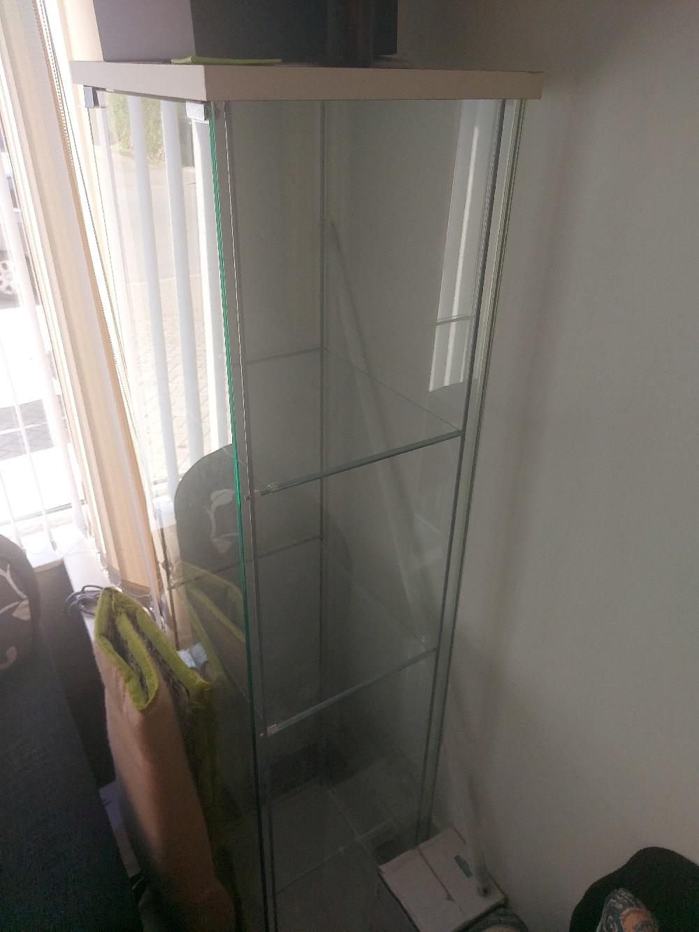 ikea glass cabinet in B29 Birmingham für 20,00 £ zum Verkauf | Shpock DE