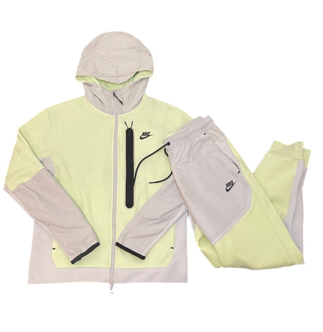 RARE Nike Tech Fleece Woven Tracksuit Neon in HA9 Brent für £ 190,00 ...