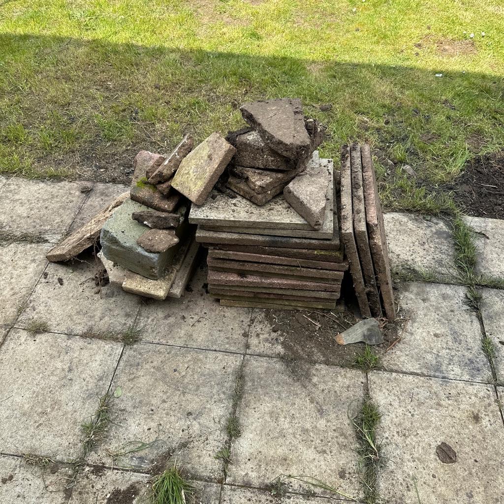 Free slabs and hardcore in DA14 London für gratis zum Verkauf | Shpock AT