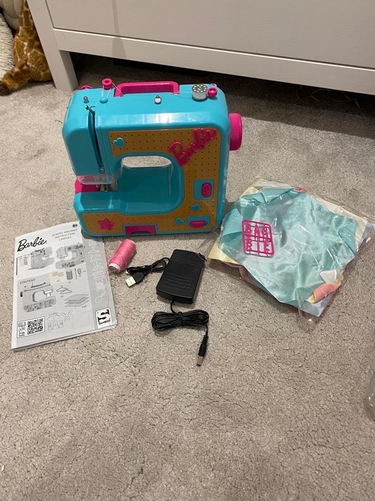 Barbie Sewing Machine in B28 Birmingham for £10.00 for sale | Shpock