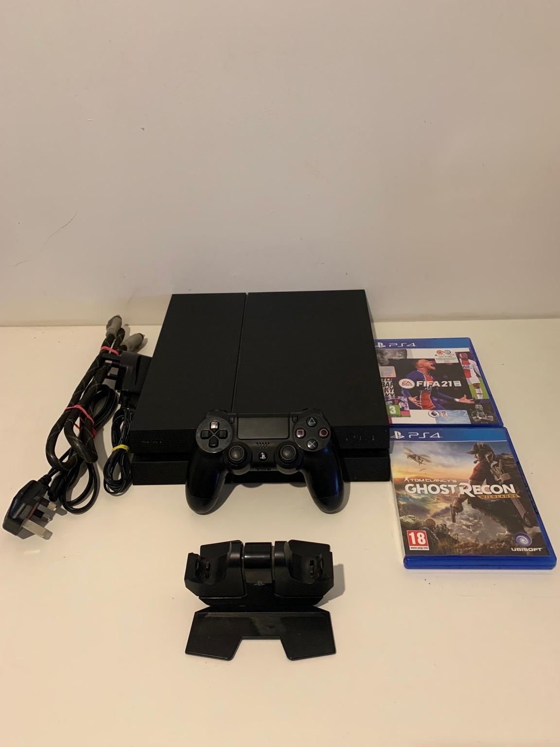 PS4 Matte Black + 2 Games in B77 Tamworth für 130,00 £ zum Verkauf ...