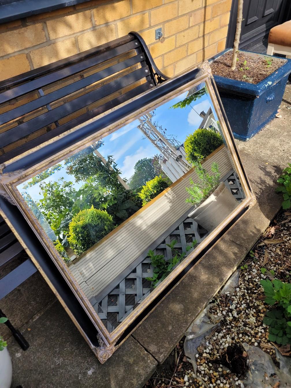 black and gold mirror in NN15 Kettering für 15,00 £ zum Verkauf | Shpock DE