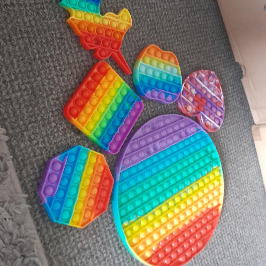 5 small poppets and I large poppet in WF9 Wakefield für £ 15,00 zum ...