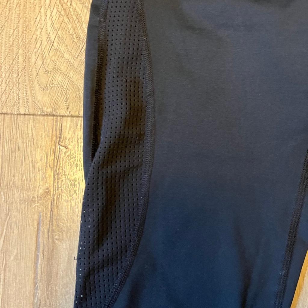 Nike pro hyper cool cropped leggings in KA1 Kilmarnock for £5.00 for ...