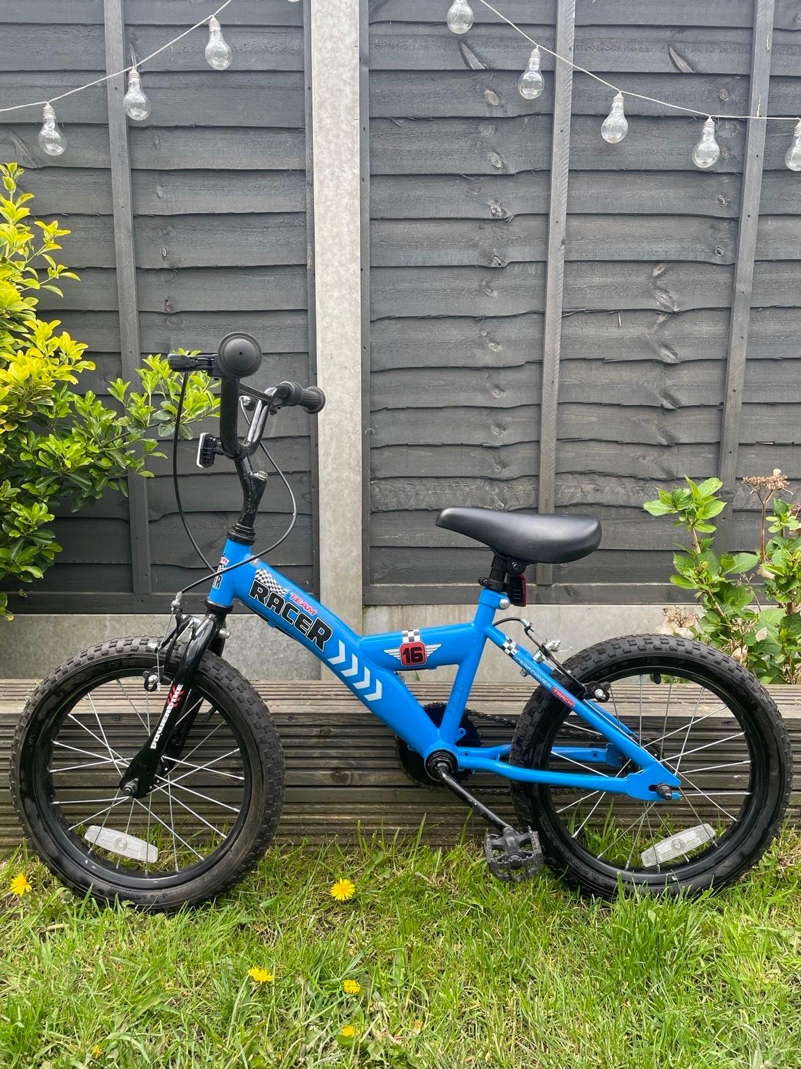 Bike in WV12 Willenhall für £ 20,00 zum Verkauf | Shpock AT