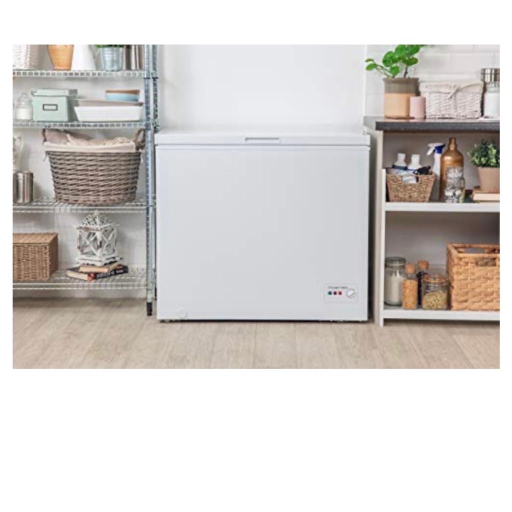Russell Hobs 197 litre chest freezer in CO2 Colchester für £ 170,00 zum ...