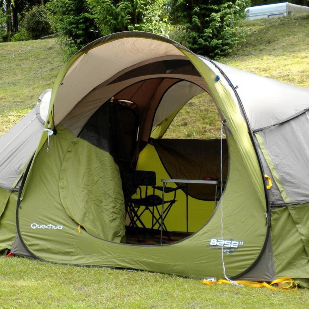 quechua base seconds family tent in OL1 Royton for £100.00 for sale ...