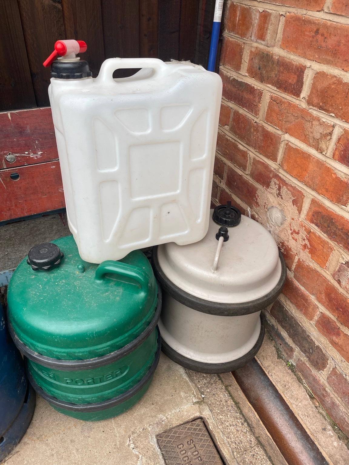 Aqua roll / water butt / water porter in WS3 Bloxwich für 25,00 £ zum ...