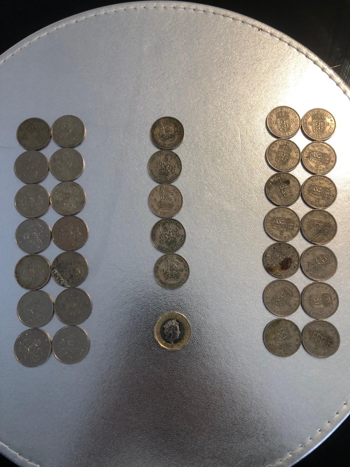 SHILLINGS Old 5p RARE COINS MAKE ME A OFFER in RM11 London für 0,01 ...