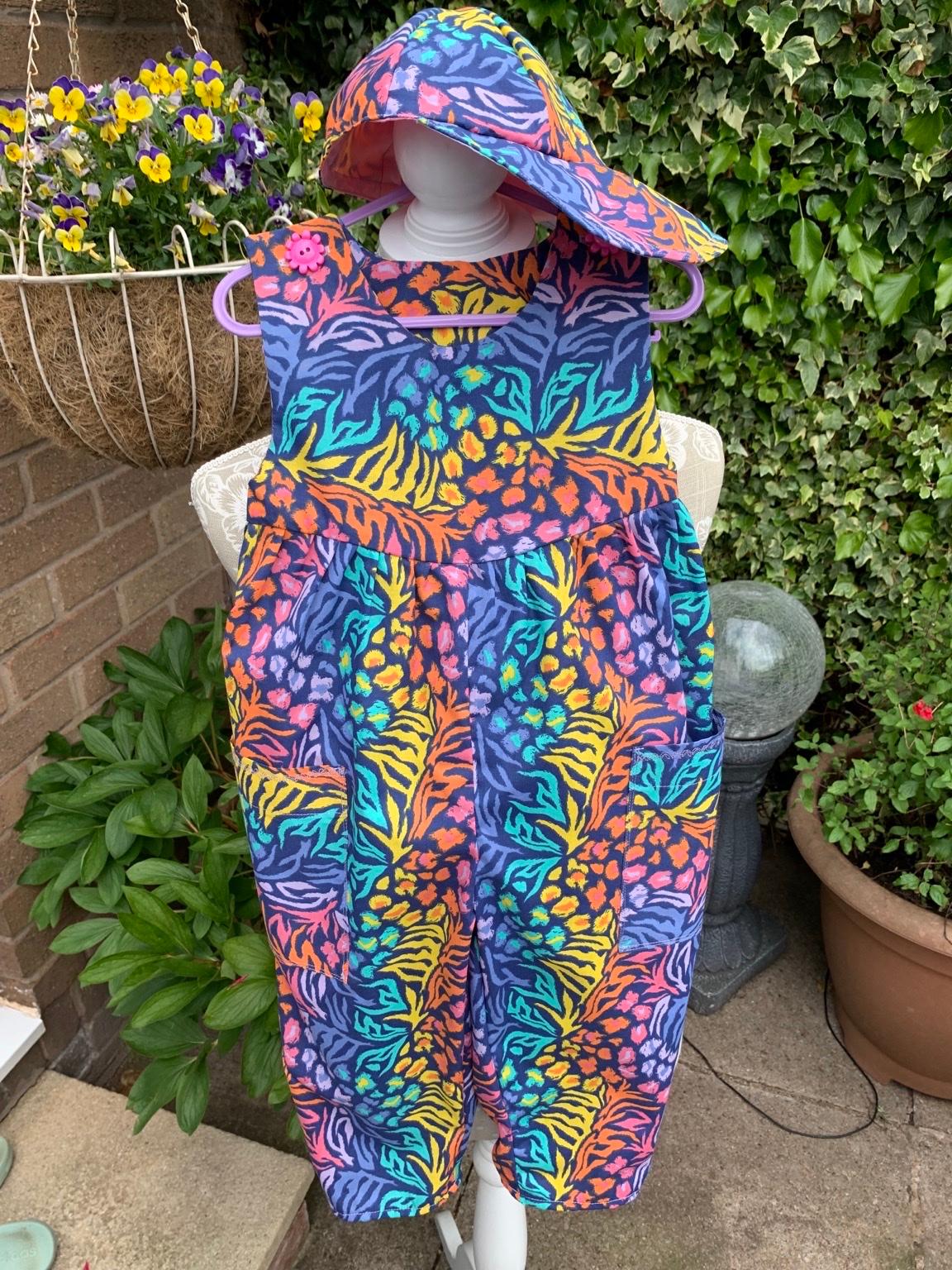 New playsuit age 1-2 years in WA7 Runcorn für £ 7,00 zum Verkauf | Shpock AT