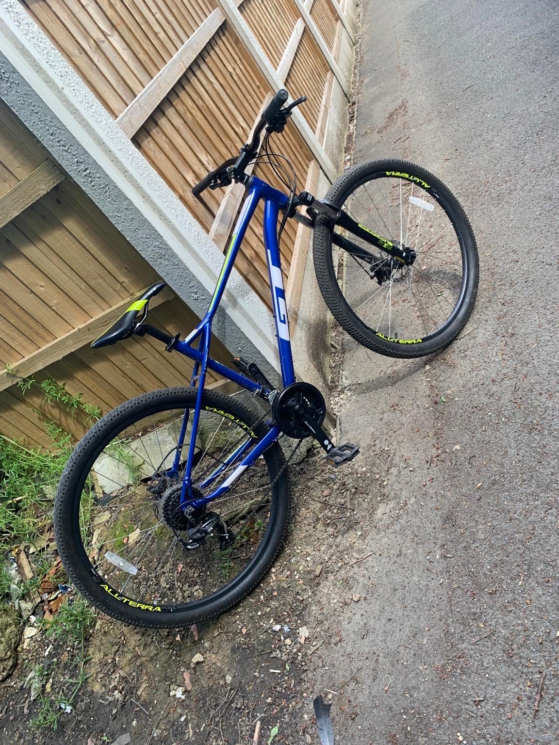 Gt aggressor 29inch wheels in WF4 Wakefield für 200,00 £ zum Verkauf ...