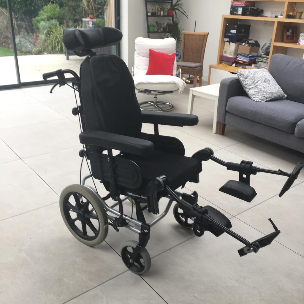 Invacare Rea Azalea Tilt In Space Wheelchair in SW19 London für 750,00 ...