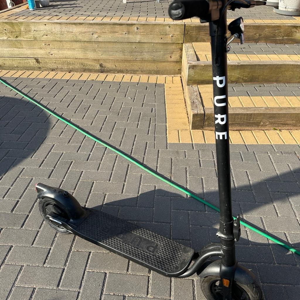 Pure Air Pro 2nd Gen E-Scooter in B71 Sandwell für £ 200,00 zum Verkauf ...