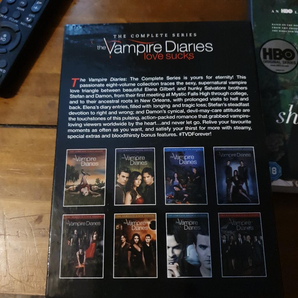 Vampire diaries box set dvd in SE1 London für £ 30,00 zum Verkauf ...