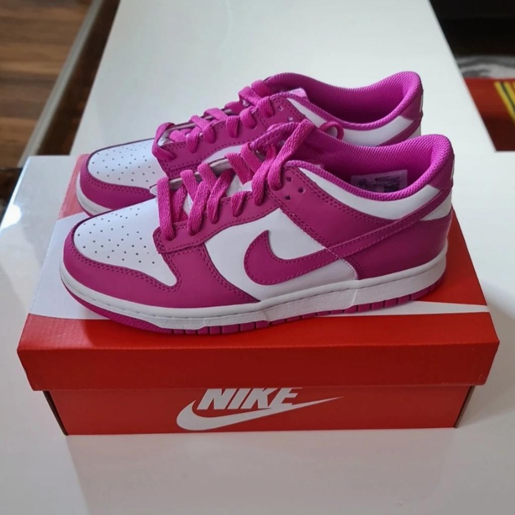 Nike Dunk Low Fuchsia in EC4R London für 175,00 £ zum Verkauf | Shpock DE