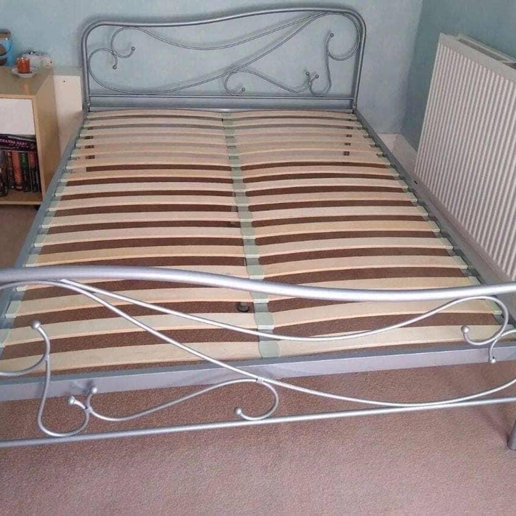 Double fancy metal bedframe pre owned in S62 Parkgate for £70.00 for ...