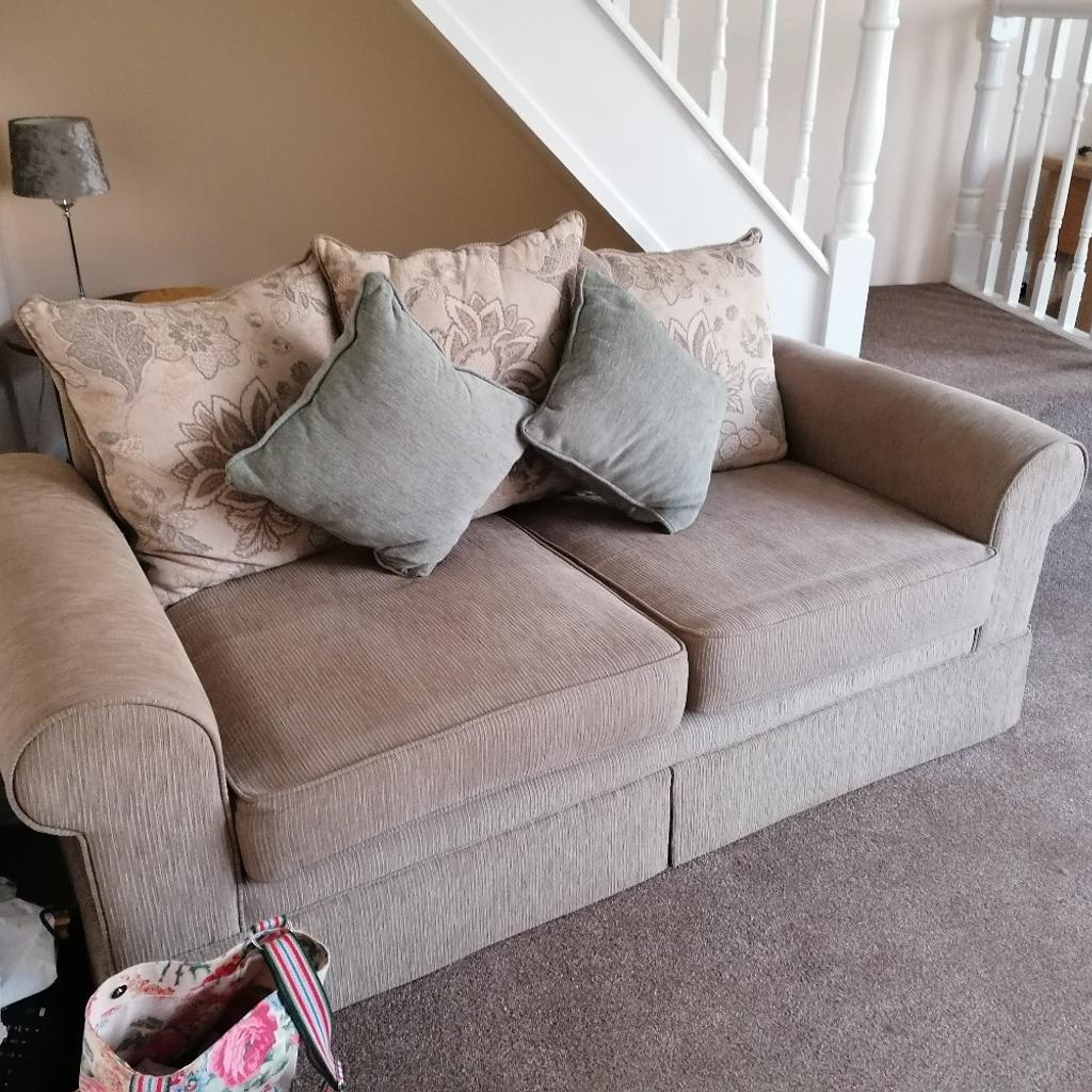 3str &2 str sofas in B19 Birmingham for £100.00 for sale | Shpock