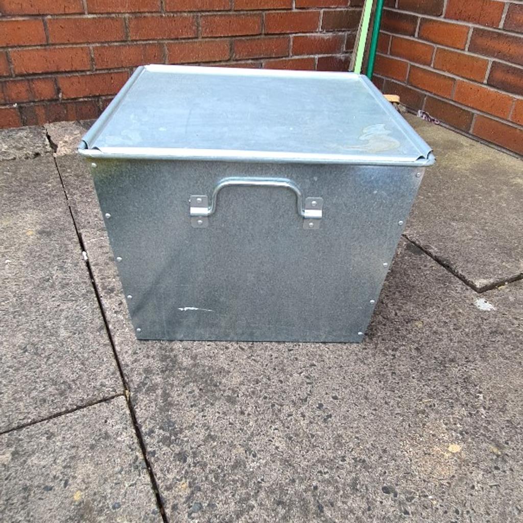 ikea large metal storage box in ST4-Trent für 3,50 £ zum Verkauf ...