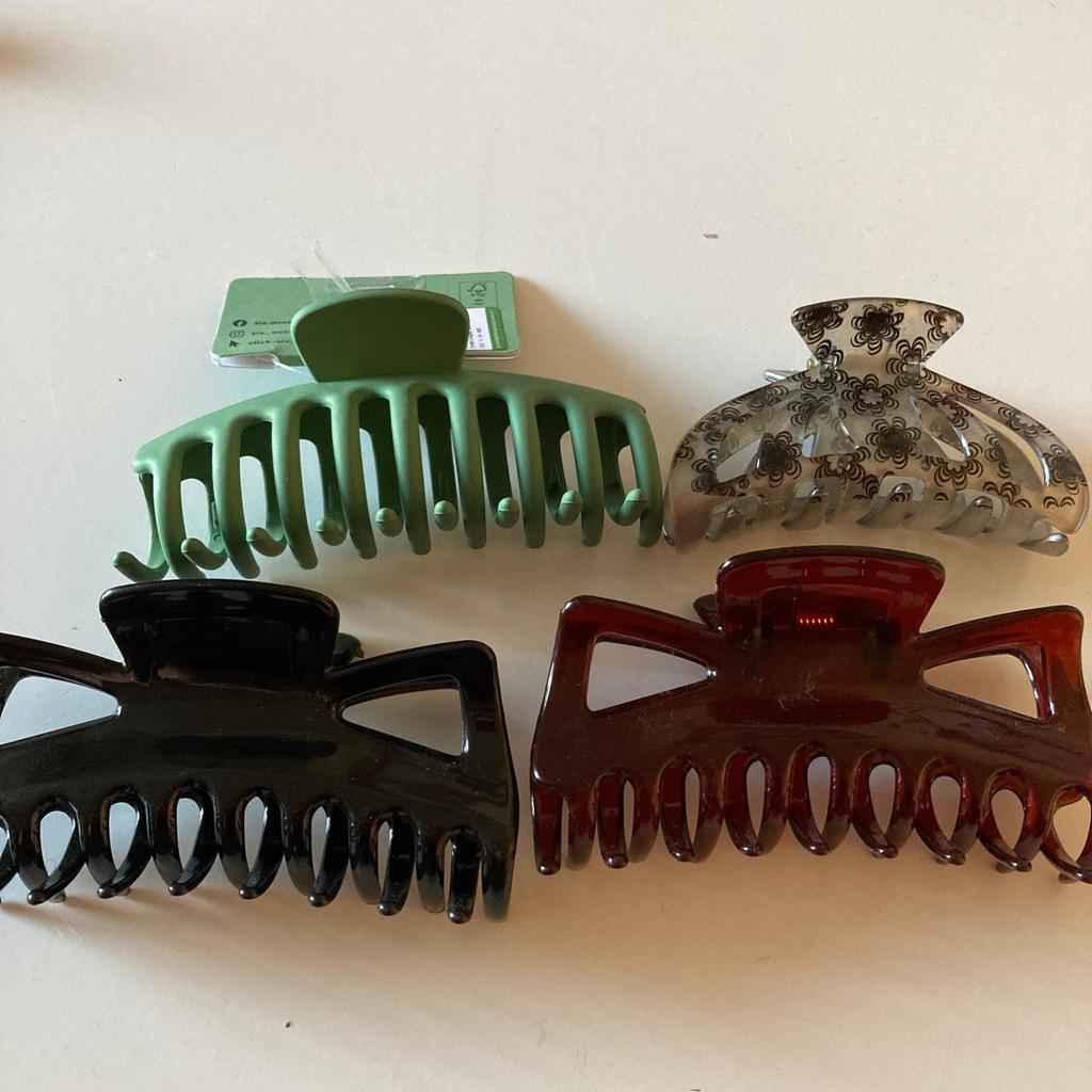 All new hair grippers in S40 Chesterfield für £ 0,50 zum Verkauf ...