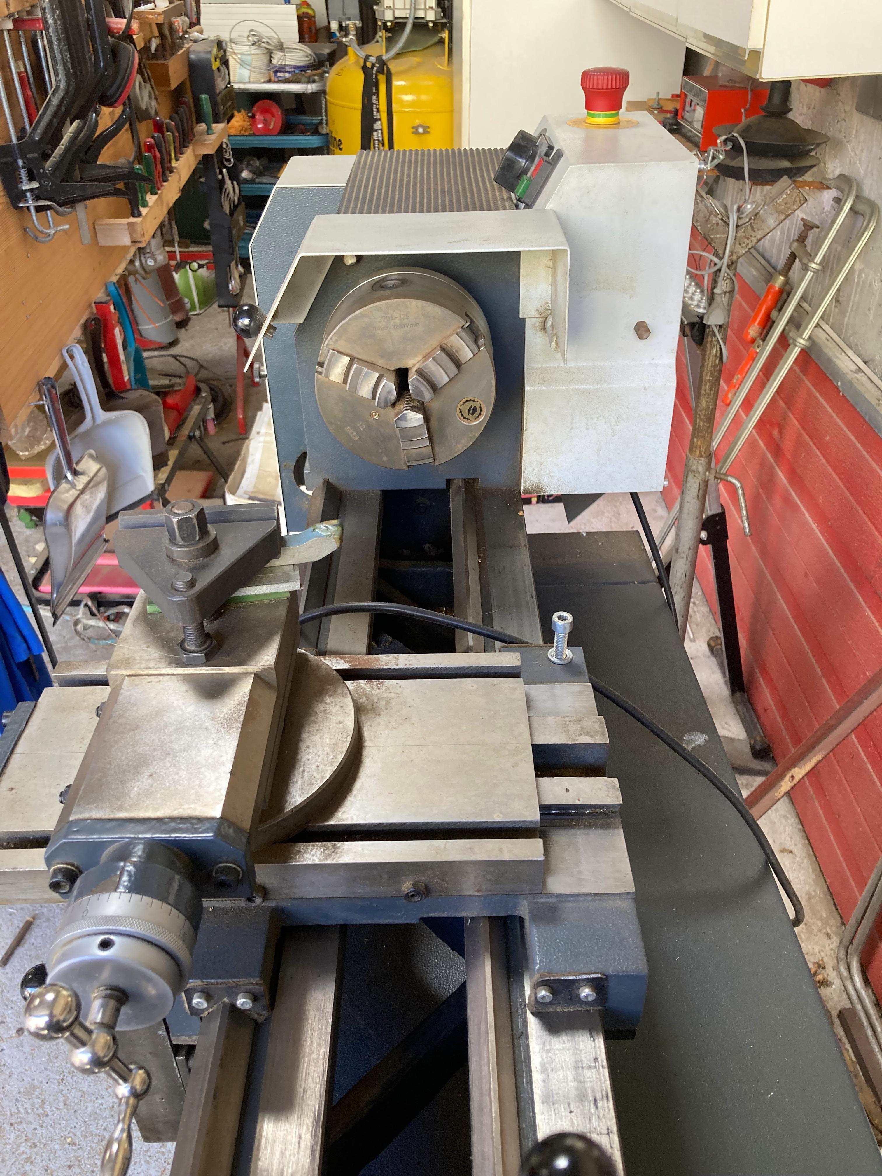 Wabeco D6000E /Universaldrehmaschine in 76327 Wöschbach für 3.500,00 ...