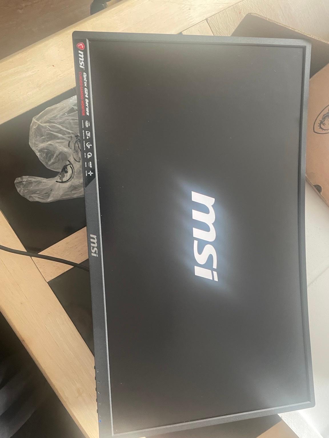 Msi optix curved gaming monitor in TW4 London für 80,00 £ zum Verkauf ...