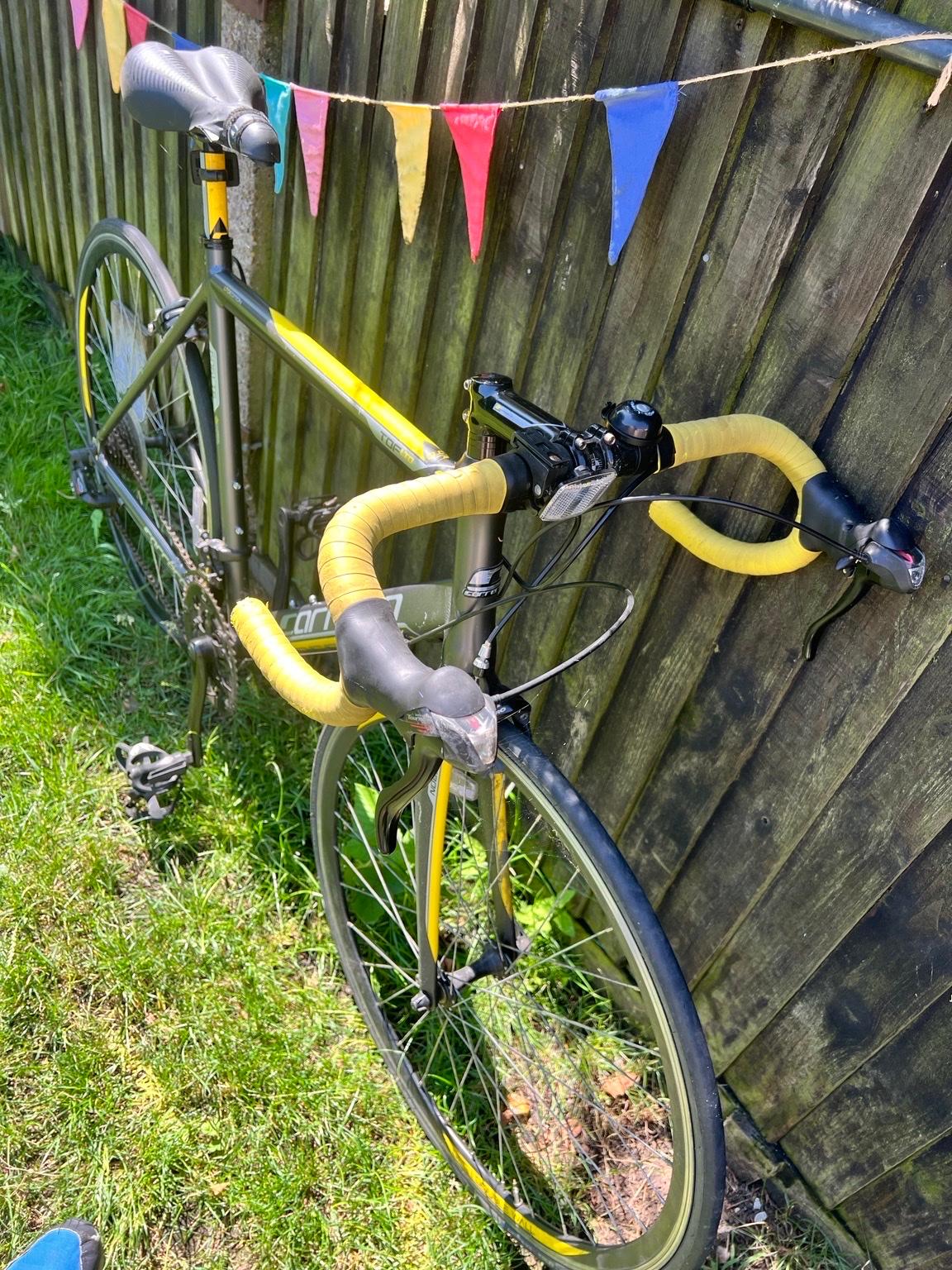 Carrera road bike with Carbon and titanium in NW10 London for £150.00 ...