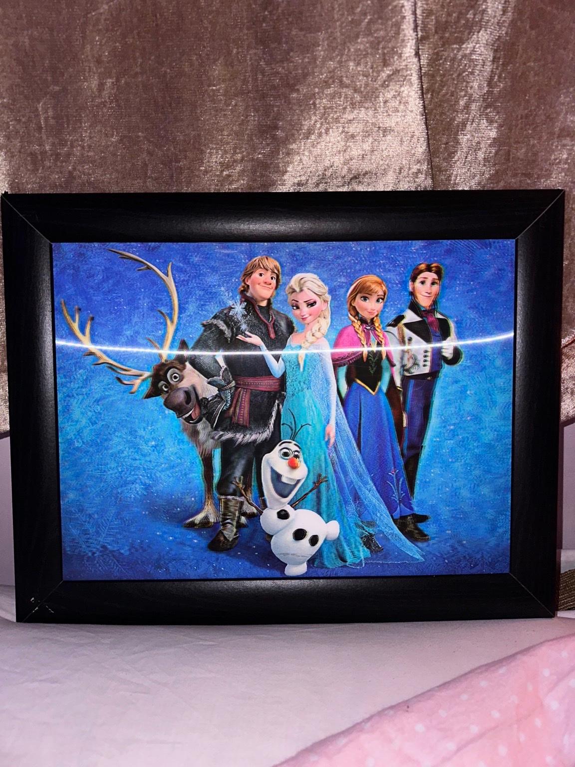 Frozen 3D Picture And Frame in L11 Liverpool für £ 0,30 zum Verkauf ...