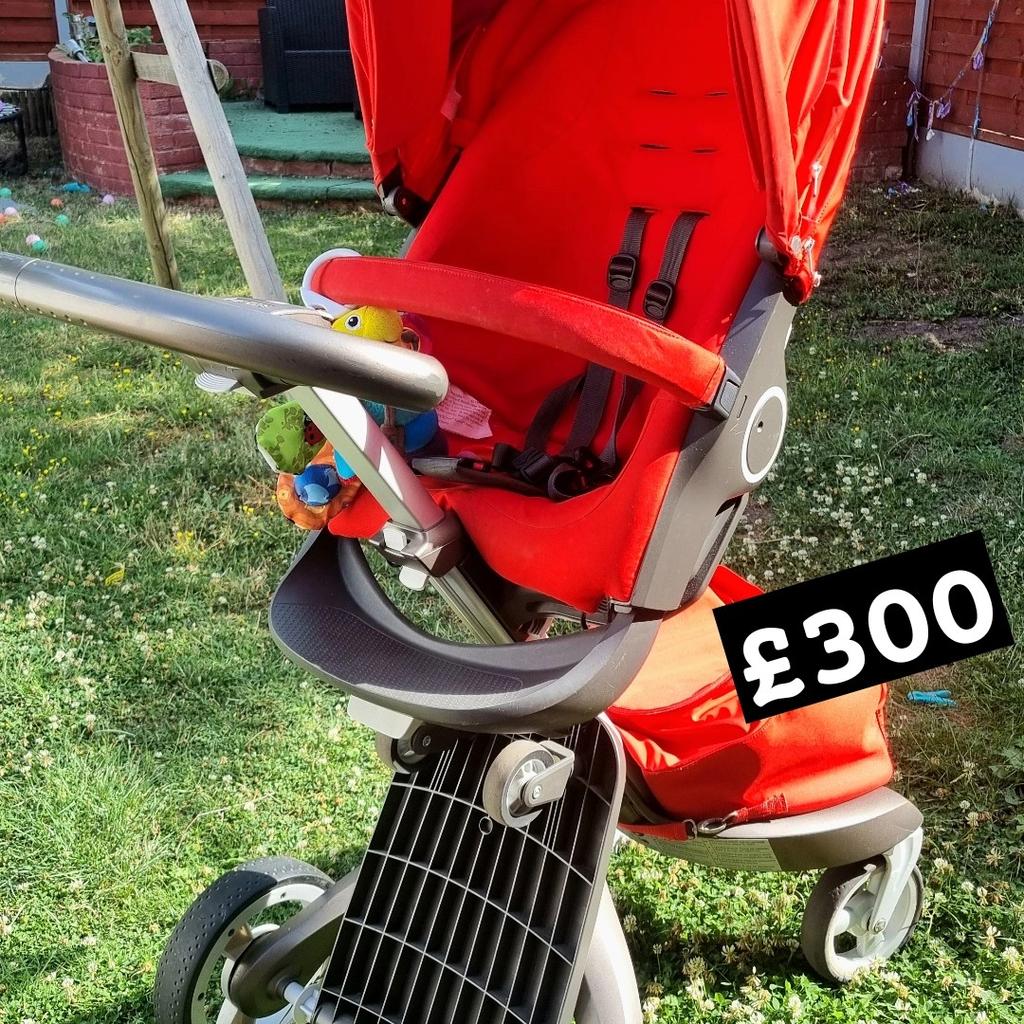 Stokke xplory v4 with lots extra in RM3 Londra for £300.00 for sale ...