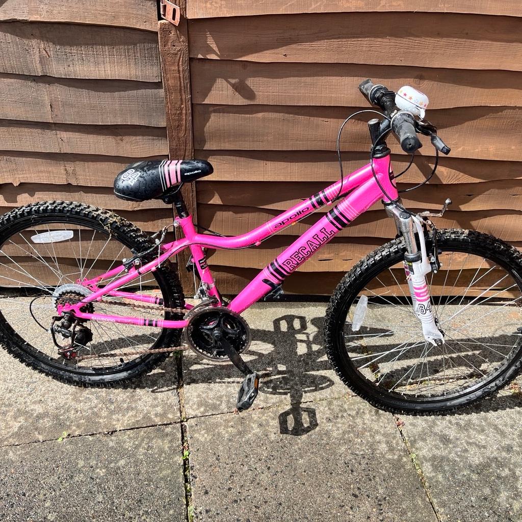 Apollo Recall Girls Bike 24” in B91 Solihull for £30.00 for sale | Shpock