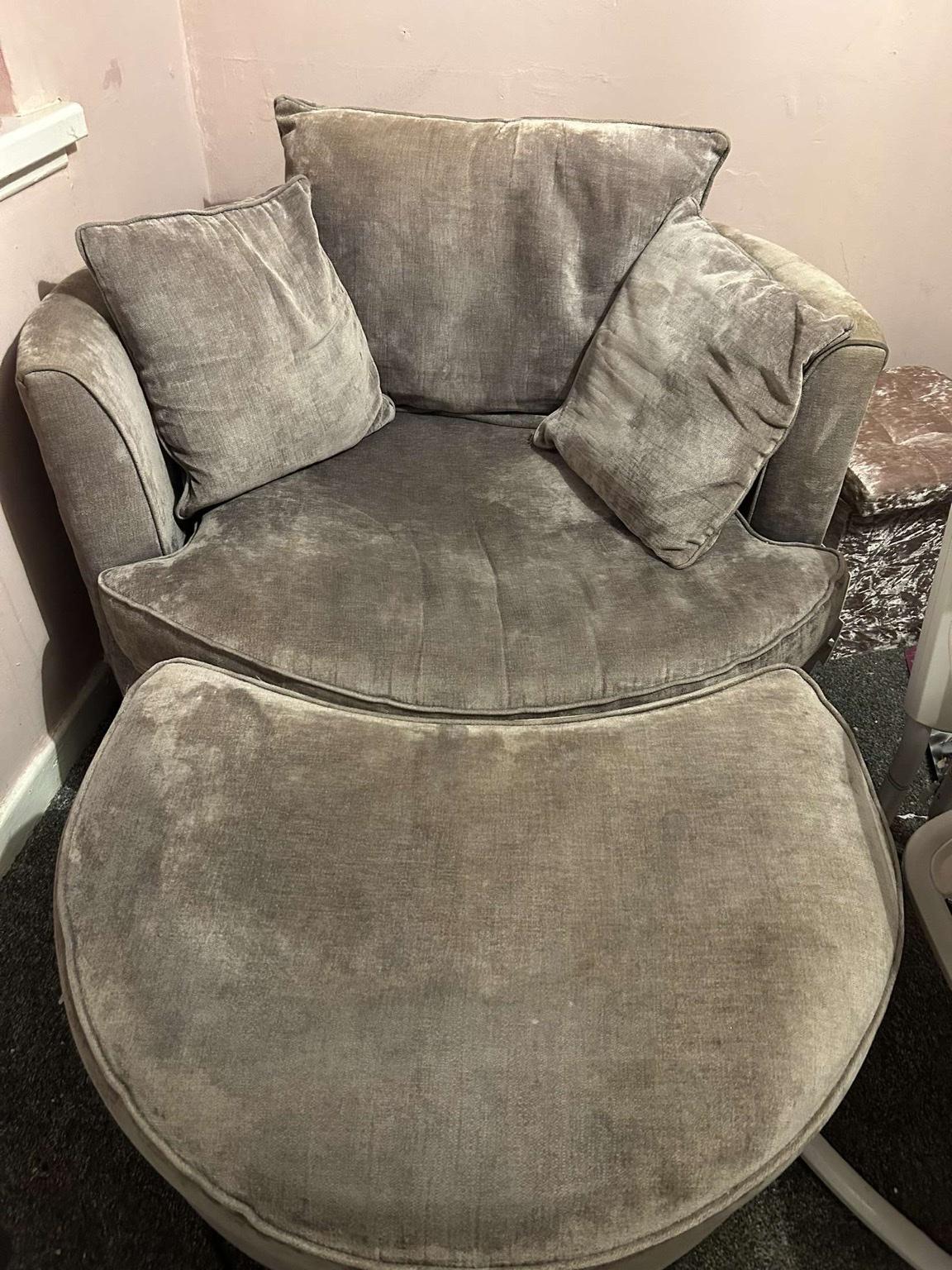 Cuddle chair and 2 seater sofa in WS10 Darlaston for £190.00 for sale ...