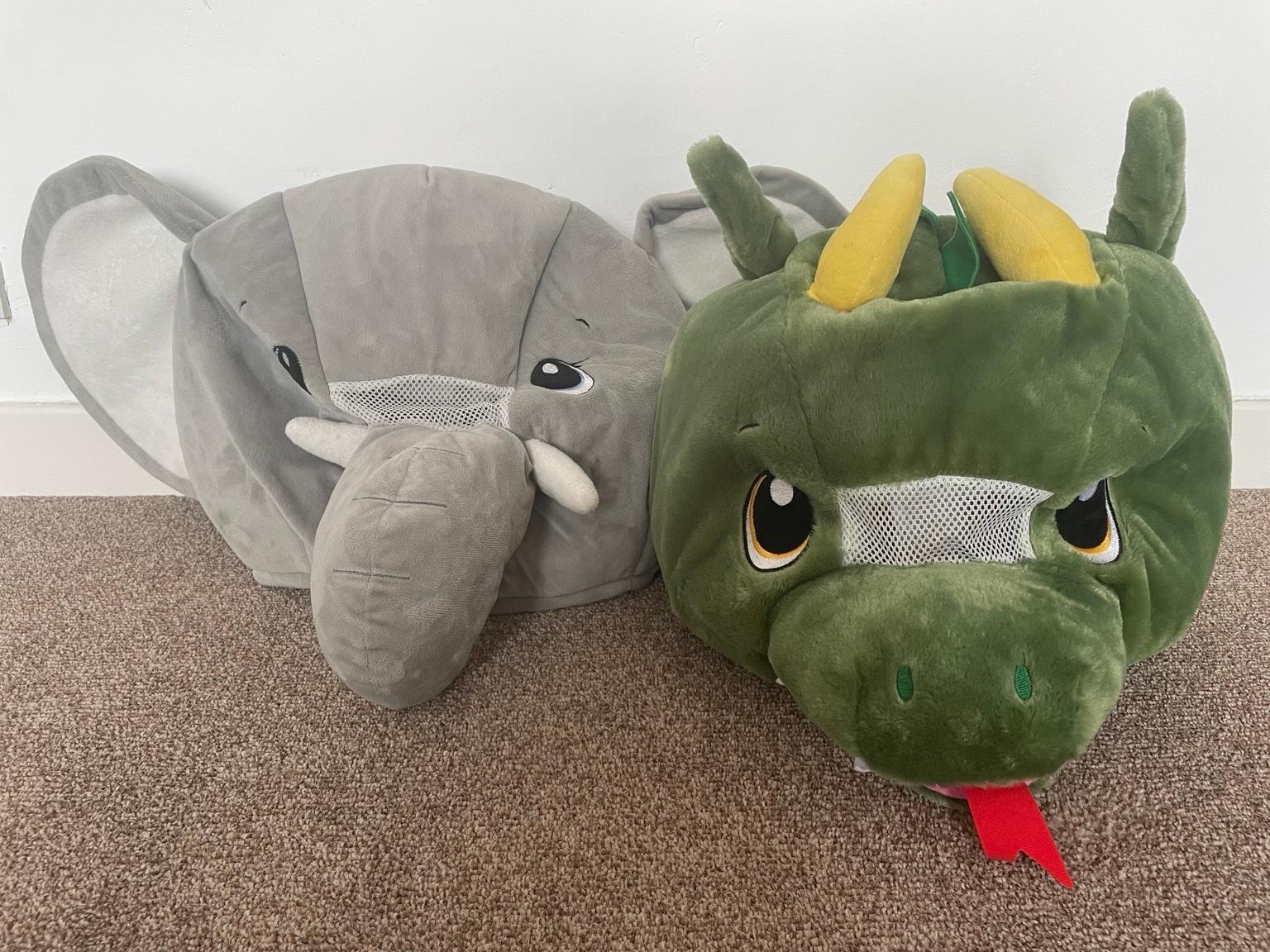 Elephant and Dragon Heads Dressing Up in SS2-Sea für 2,00 £ zum Verkauf ...