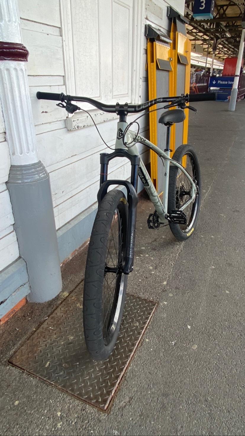 C100 v2 in SW11 London for £800.00 for sale | Shpock
