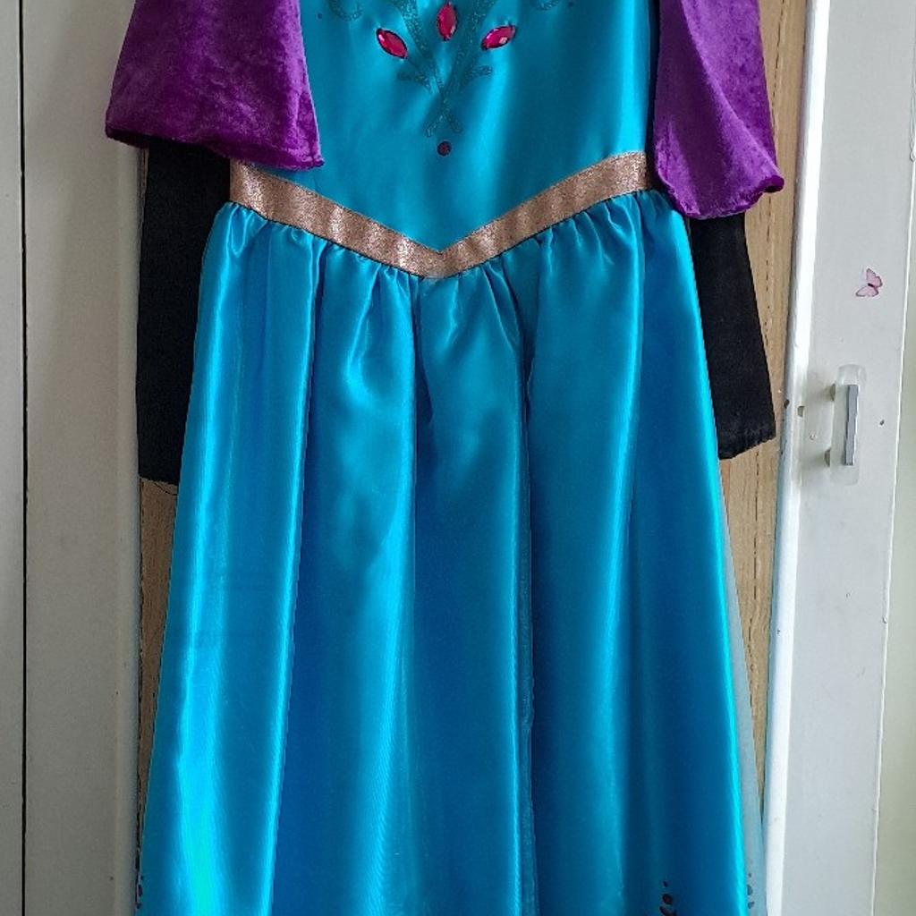 Disney-Elsa Coronation Party dress in TW13 London für £ 7,00 zum ...