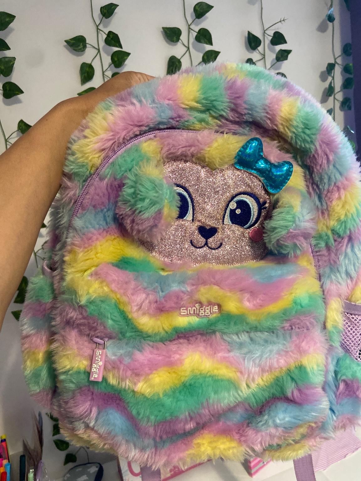 Furry Smiggle backpack and Giggle backpack in SE16 London für 20,00 ...
