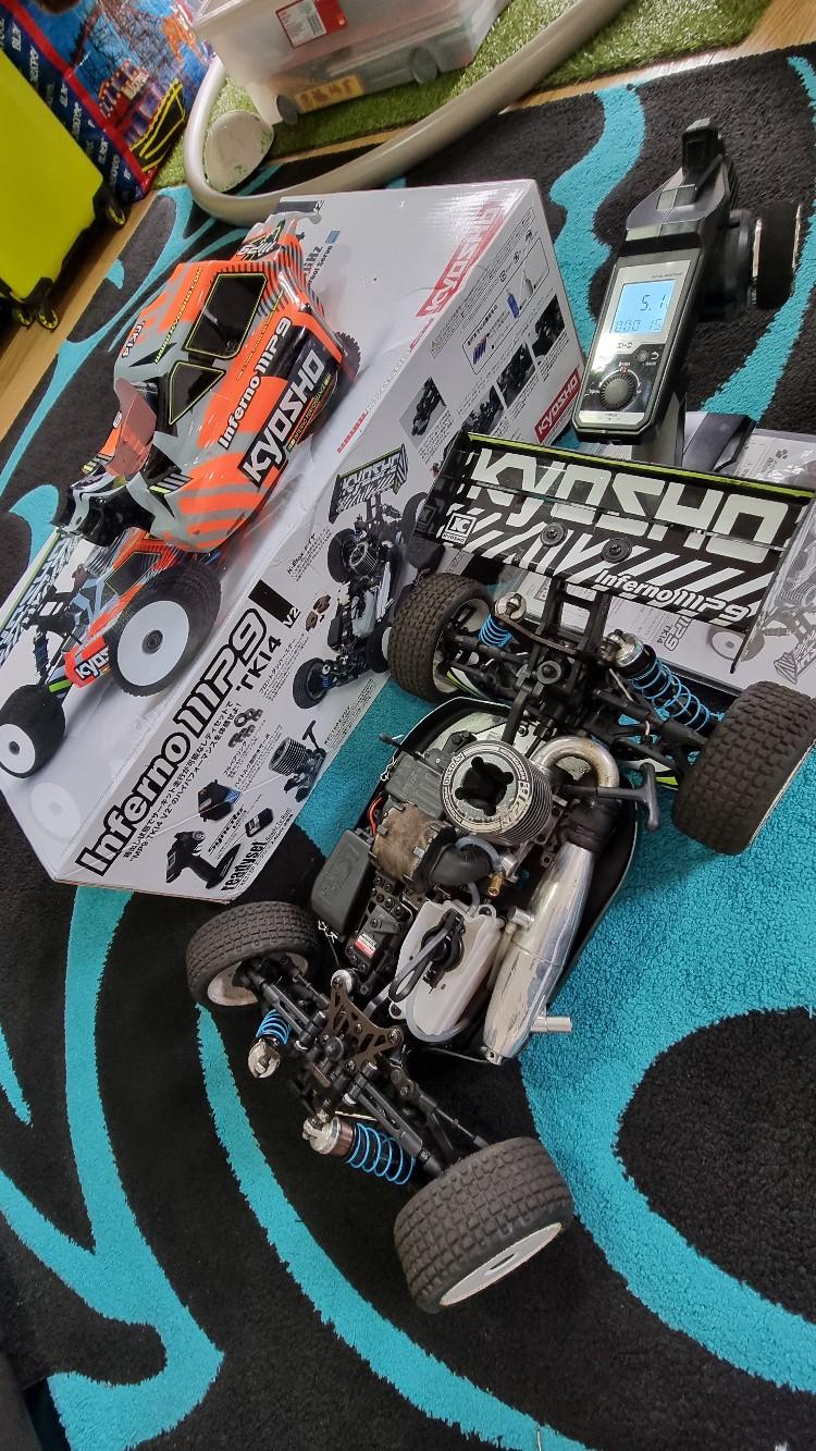 Kyosho inferno MP9 nitro in DY9 Dudley für 450,00 £ zum Verkauf | Shpock DE