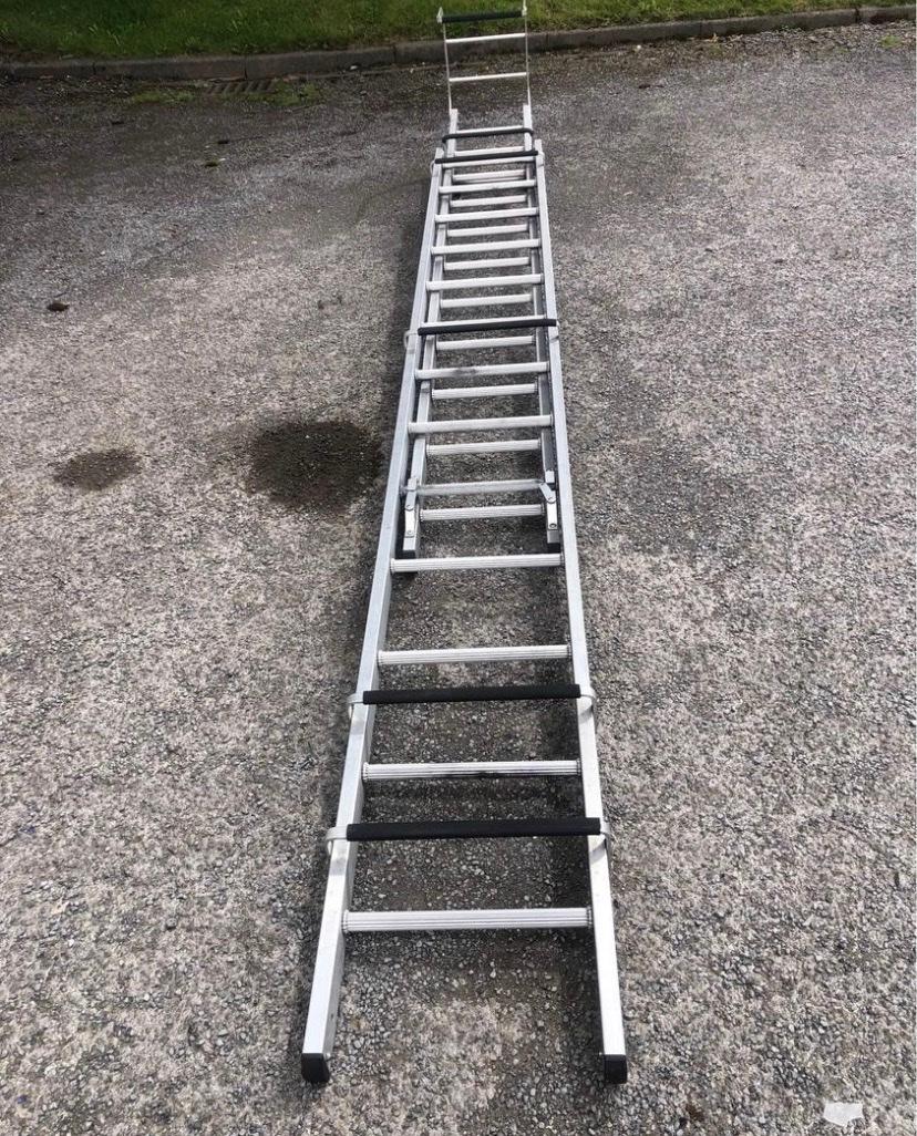 Roofing Cat ladders Double in WA11 Helens für 100,00 £ zum Verkauf ...