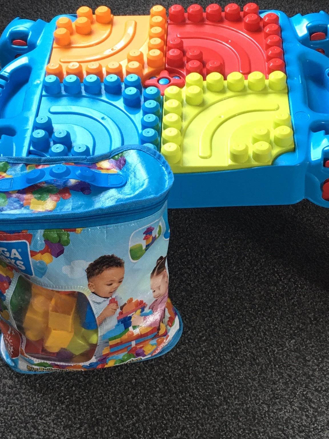 Mega blocks build’n’ learn table and blocks in DY4 Sandwell für 15,00 ...